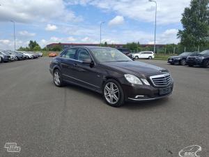 Коричневый Мерседес E 350 2009 в Авиженяй, объемом двигателя 3.00 л и пробегом 291 тыс. км за 5400 €, фото 3 на AUTOMOTO.COM.LV
