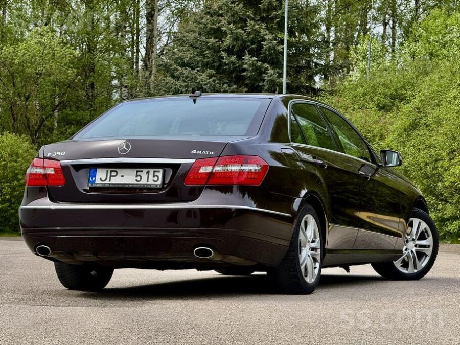 Brown Mercedes-Benz E 350 2010 in Riga, with an engine capacity of 3.50 L and mileage of 197 thousand km for 8970 €, photo 4 on AUTOMOTO.COM.LV