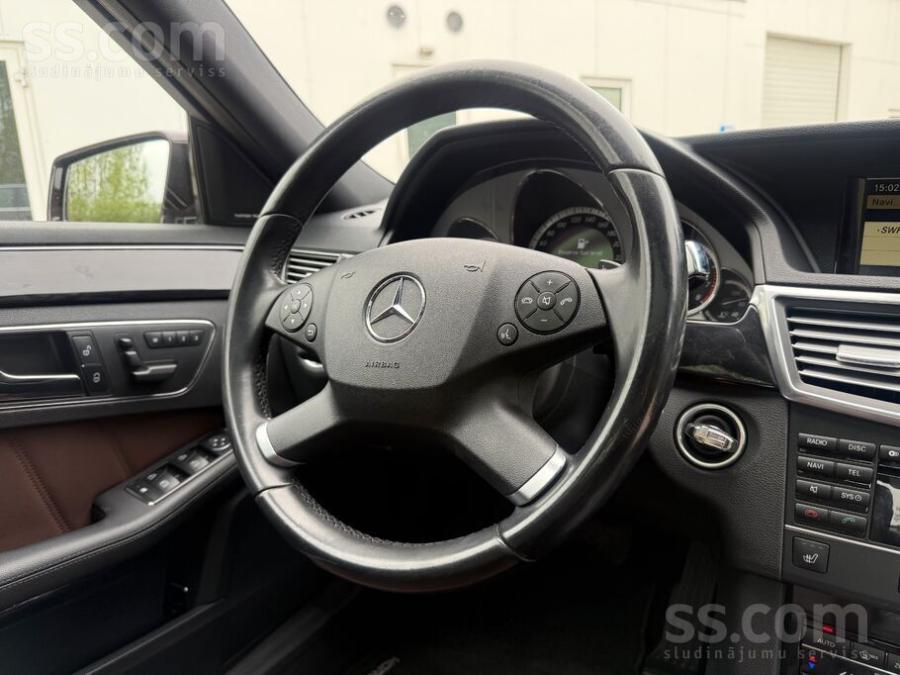 Brown Mercedes-Benz E 350 2010 in Riga, with an engine capacity of 3.50 L and mileage of 197 thousand km for 8970 €, photo 23 on AUTOMOTO.COM.LV