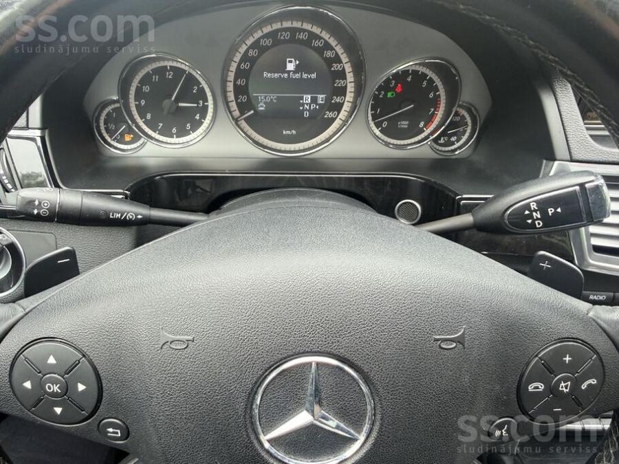 Brown Mercedes-Benz E 350 2010 in Riga, with an engine capacity of 3.50 L and mileage of 197 thousand km for 8970 €, photo 31 on AUTOMOTO.COM.LV