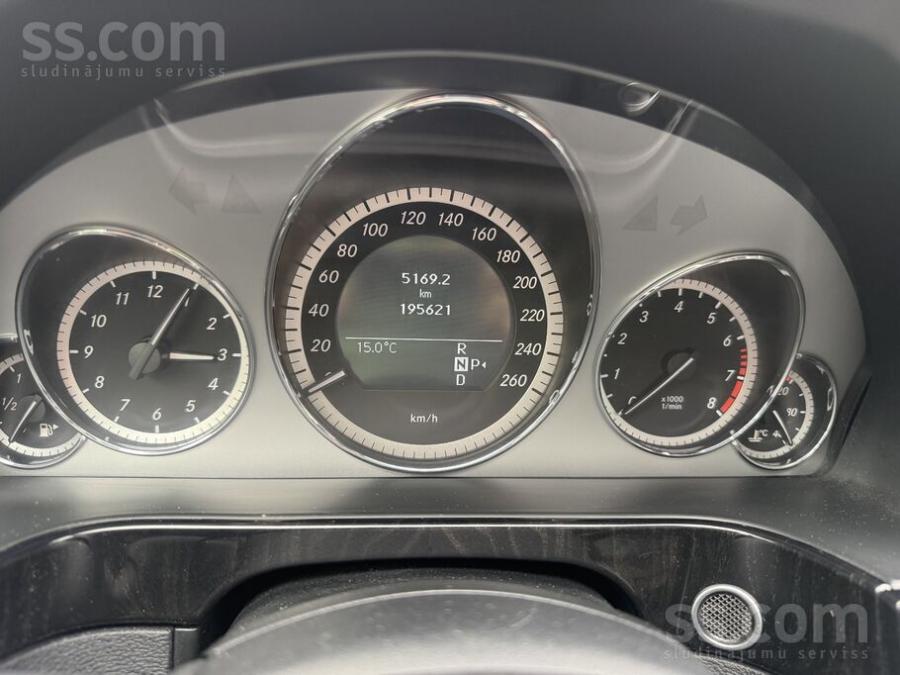 Brown Mercedes-Benz E 350 2010 in Riga, with an engine capacity of 3.50 L and mileage of 197 thousand km for 8970 €, photo 32 on AUTOMOTO.COM.LV