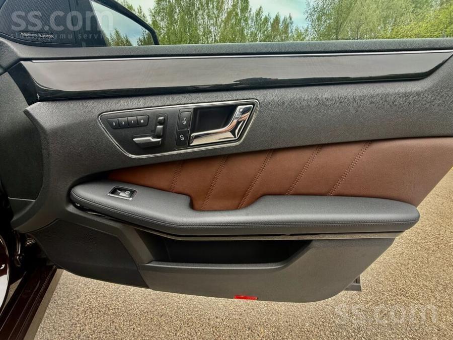 Brūns Mercedes-Benz E 350 2010 Rīga, ar dzinēja tilpumu 3.50 L un nobraukumu 197 tūkst. km par 8770 €, foto 18 vietnē AUTOMOTO.COM.LV