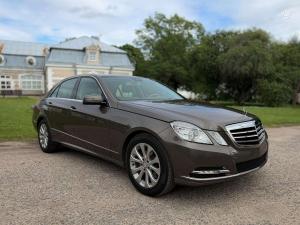 Brown Mercedes-Benz E 350 2013 in Vilnius, with an engine capacity of 3.50 L and mileage of 156 thousand km for 12900 €, photo 11 on AUTOMOTO.COM.LV