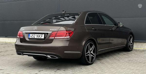 Brown Mercedes-Benz E 350 2013 in Vilnius, with an engine capacity of 2.99 L and mileage of 244 thousand km for 11800 €, photo 8 on AUTOMOTO.COM.LV