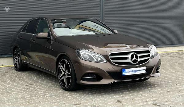 Мерседес E 350 2013 в Вильнюс на AUTOMOTO.COM.LV Коричневый Мерседес E 350 2013 в Вильнюс, объемом двигателя 2.99 л и пробегом 244 тыс. км за 10800 €, фото 5 на AUTOMOTO.COM.LV
