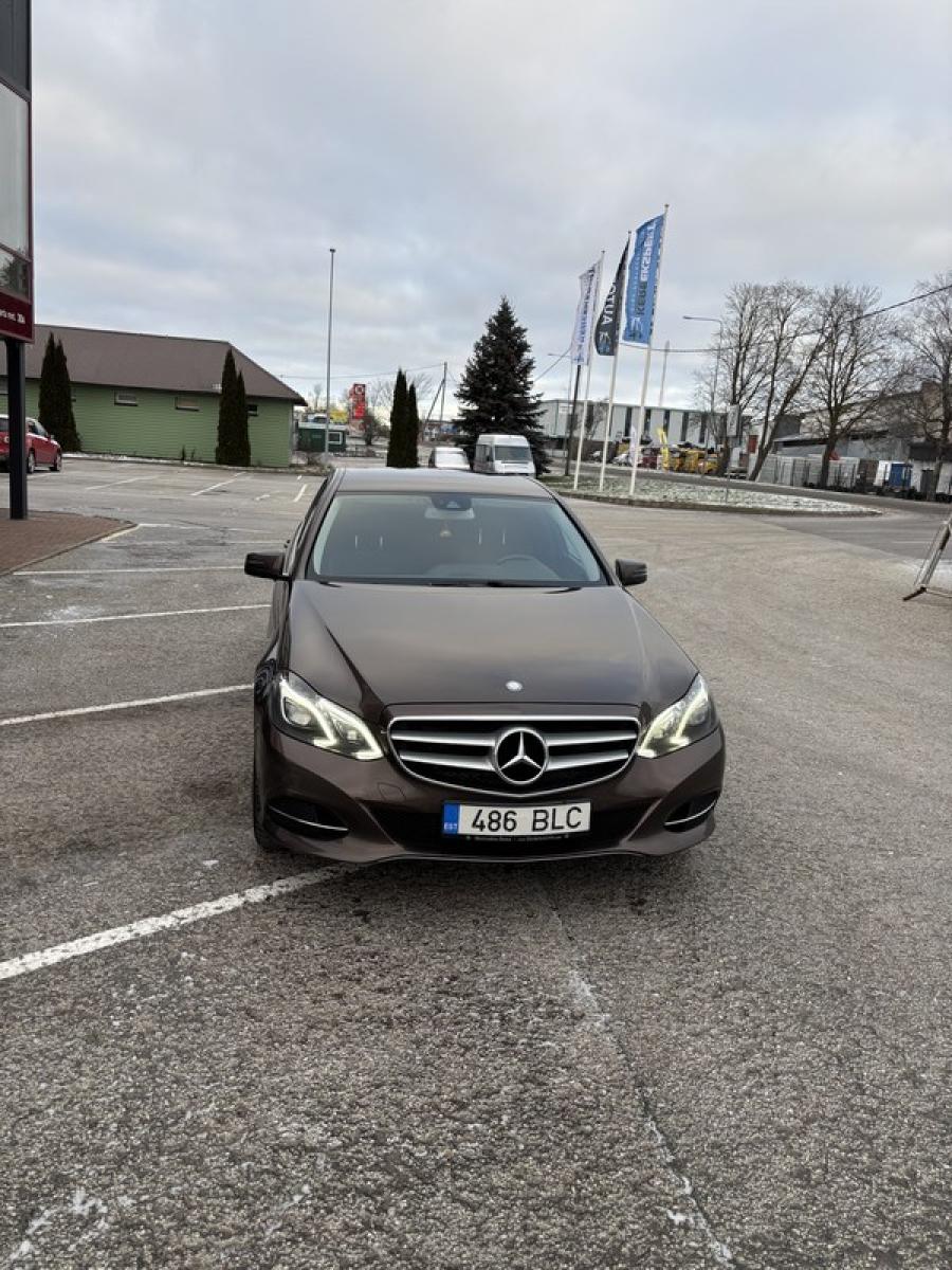 Brown Mercedes-Benz E 350 2014 in Johvi, with an engine capacity of 3.00 L and mileage of 230 thousand km for 15300 €, photo 11 on AUTOMOTO.COM.LV