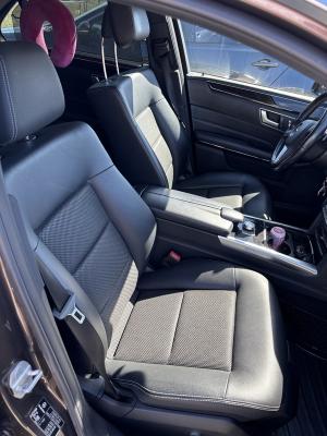 Brown Mercedes-Benz E 350 2014 in Johvi, with an engine capacity of 3.00 L and mileage of 230 thousand km for 15300 €, photo 18 on AUTOMOTO.COM.LV