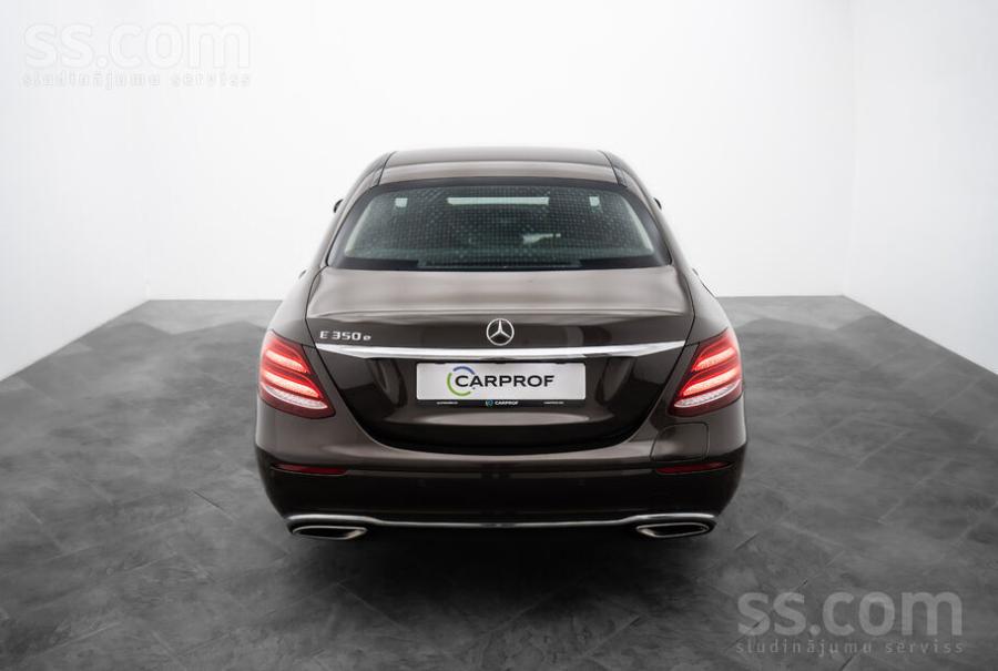 Brūns Mercedes-Benz E 350 2017 Tallina, ar dzinēja tilpumu 2.00 L un nobraukumu 200 tūkst. km par 17499 €, foto 5 vietnē AUTOMOTO.COM.LV