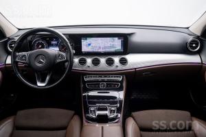Brūns Mercedes-Benz E 350 2017 Tallina, ar dzinēja tilpumu 2.00 L un nobraukumu 200 tūkst. km par 17499 €, foto 12 vietnē AUTOMOTO.COM.LV