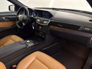 Brūns Mercedes-Benz E 350 2009 Marijampole, ar dzinēja tilpumu 2.99 L un nobraukumu 227 tūkst. km par 7850 €, foto 19 vietnē AUTOMOTO.COM.LV