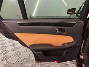 Brūns Mercedes-Benz E 350 2009 Marijampole, ar dzinēja tilpumu 2.99 L un nobraukumu 227 tūkst. km par 7850 €, foto 30 vietnē AUTOMOTO.COM.LV