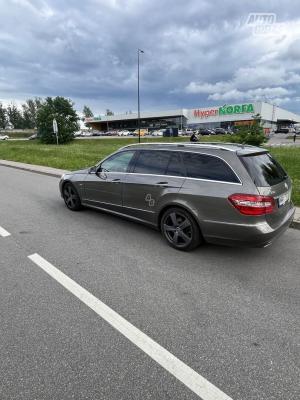 Brūns Mercedes-Benz E 350 2011 Viļņa, ar dzinēja tilpumu 3.00 L un nobraukumu 379 tūkst. km par 7250 €, foto 3 vietnē AUTOMOTO.COM.LV