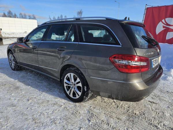 Brown Mercedes-Benz E 350 2012 in Taurage, with an engine capacity of 2.99 L and mileage of 417 thousand km for 5600 €, photo 4 on AUTOMOTO.COM.LV