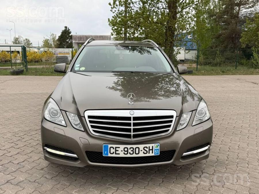 Коричневый Мерседес E 350 2012 в Рига, объемом двигателя 3.00 л и пробегом 0 тыс. км за 8250 €, фото 9 на AUTOMOTO.COM.LV