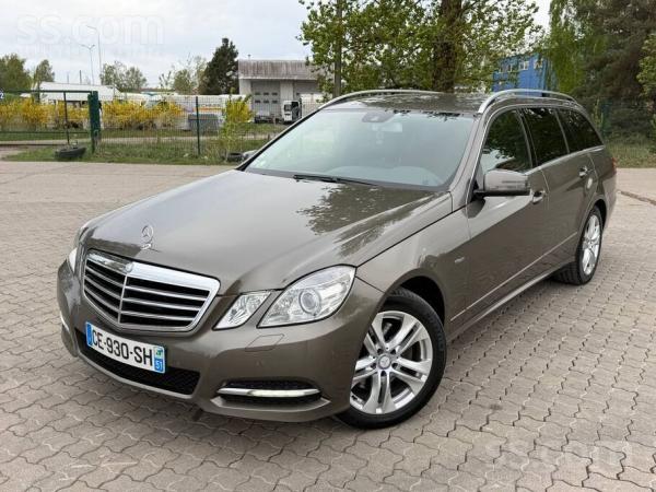 Brown Mercedes-Benz E 350 2012 in Riga, with an engine capacity of 3.00 L and mileage of 0 thousand km for 8250 €, photo 9 on AUTOMOTO.COM.LV