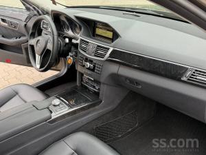 Коричневый Мерседес E 350 2012 в Рига, объемом двигателя 3.00 л и пробегом 0 тыс. км за 8250 €, фото 29 на AUTOMOTO.COM.LV