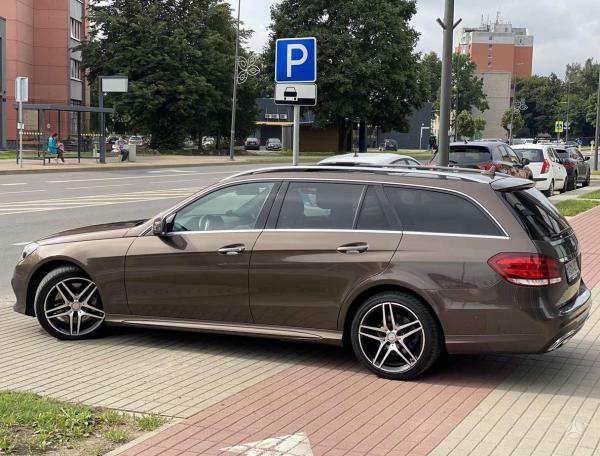 Mercedes-Benz E 350 2014 in Marijampole on AUTOMOTO.COM.LV Brown Mercedes-Benz E 350 2014 in Marijampole, with an engine capacity of 2.99 L and mileage of 359 thousand km for 11999 €, photo 6 on AUTOMOTO.COM.LV