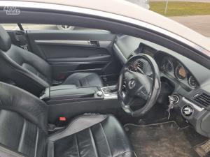Mercedes-Benz E 350 2010 Tauragė, ar dzinēja tilpumu 3.00 L un nobraukumu 180 tūkst. km par 4400 €, foto 11 vietnē AUTOMOTO.COM.LV