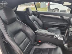 Mercedes-Benz E 350 2010 Tauragė, ar dzinēja tilpumu 3.00 L un nobraukumu 180 tūkst. km par 4400 €, foto 12 vietnē AUTOMOTO.COM.LV