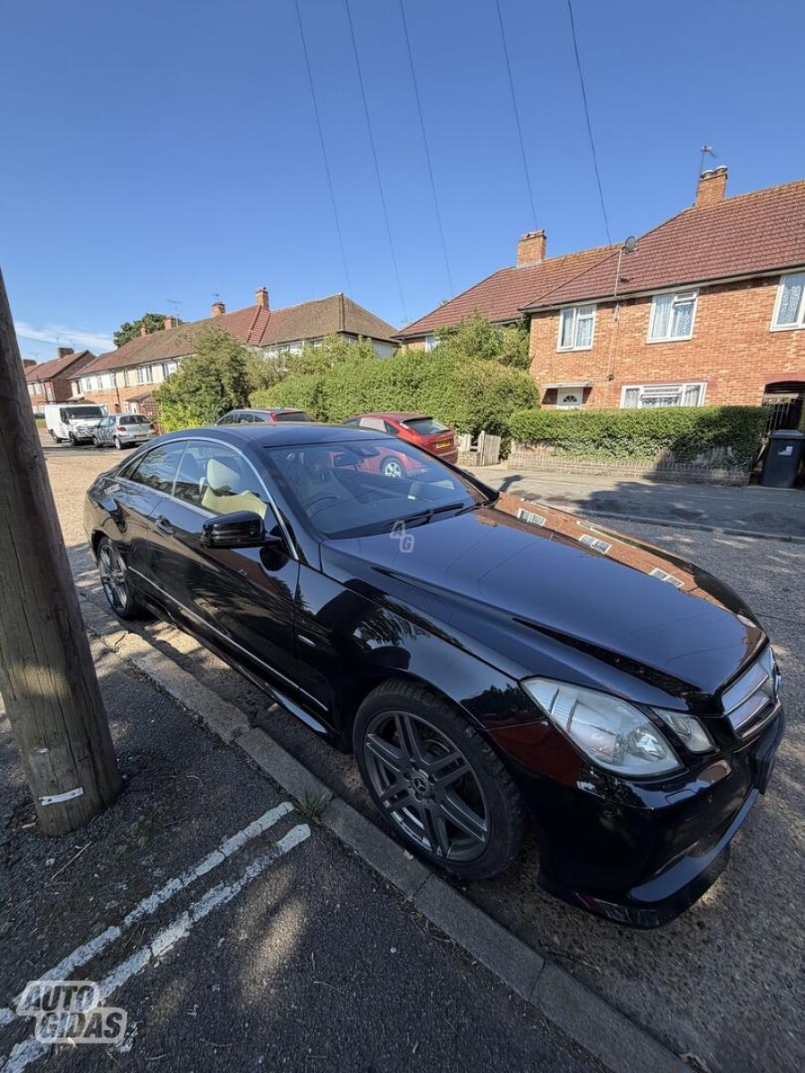 Mercedes-Benz E 350 2010 Kauņa, ar dzinēja tilpumu 3.00 L un nobraukumu 287 tūkst. km par 3950 €, foto 4 vietnē AUTOMOTO.COM.LV