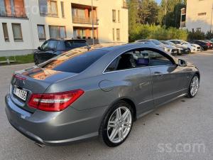 Mercedes-Benz E 350 2011 in Riga, with an engine capacity of 3.00 L and mileage of 256 thousand km for 12200 €, photo 11 on AUTOMOTO.COM.LV