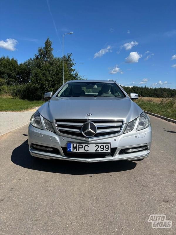 Мерседес E 350 2011 в Ширвинтос, объемом двигателя 3.00 л и пробегом 378 тыс. км за 8800 €, фото 1 на AUTOMOTO.COM.LV