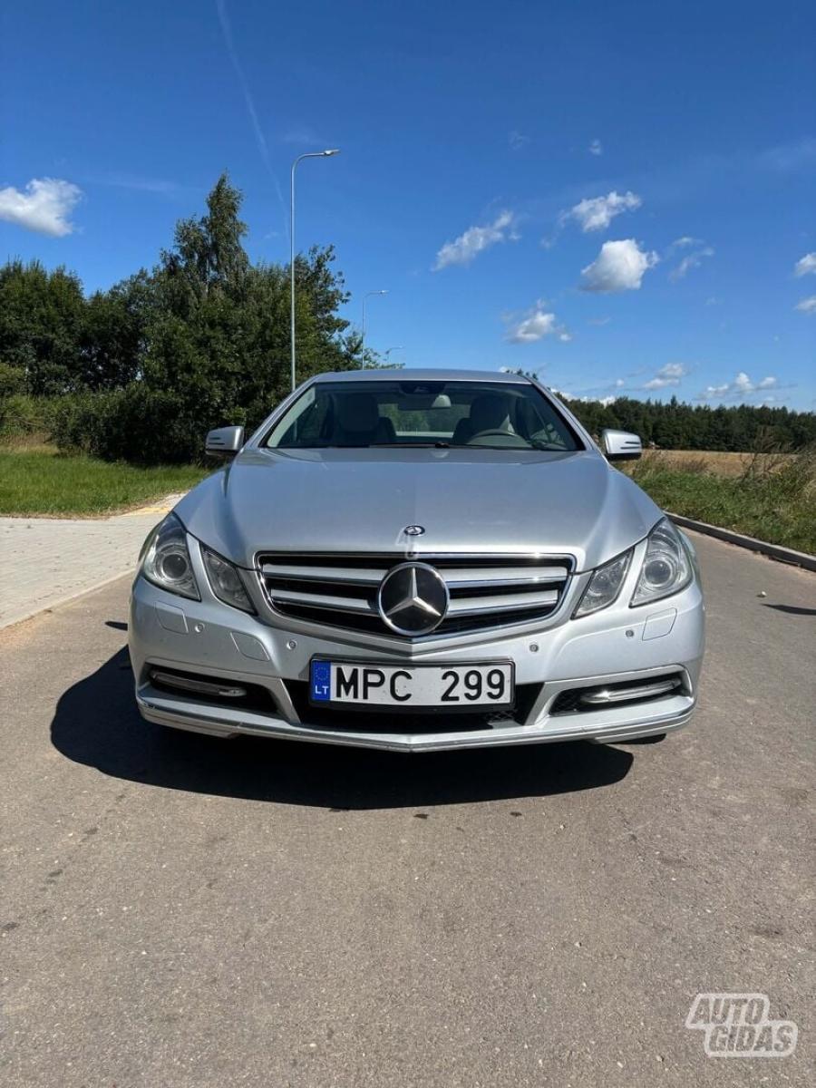 Мерседес E 350 2011 в Ширвинтос, объемом двигателя 3.00 л и пробегом 378 тыс. км за 8800 €, фото 1 на AUTOMOTO.COM.LV