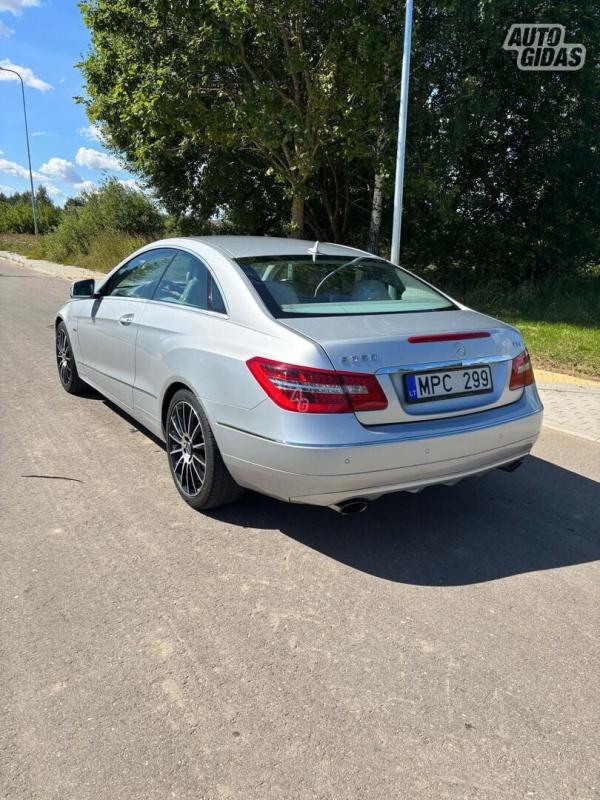 Mercedes-Benz E 350 2011 Širvintos, ar dzinēja tilpumu 3.00 L un nobraukumu 378 tūkst. km par 8600 €, foto 4 vietnē AUTOMOTO.COM.LV