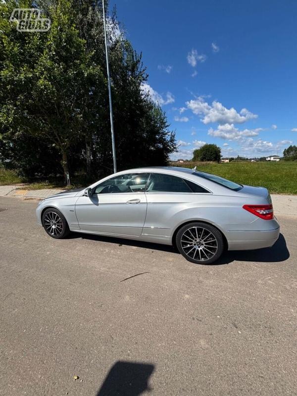Mercedes-Benz E 350 2011 Širvintos, ar dzinēja tilpumu 3.00 L un nobraukumu 378 tūkst. km par 8600 €, foto 6 vietnē AUTOMOTO.COM.LV