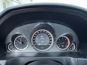 Green Mercedes-Benz E 350 2009 in Daugavpils, with an engine capacity of 3.00 L and mileage of 134 thousand km for 13500 €, photo 16 on AUTOMOTO.COM.LV