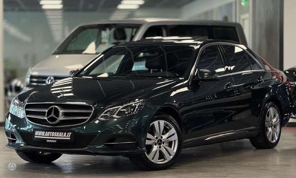 Green Mercedes-Benz E 350 2013 in Klaipeda, with an engine capacity of 2.99 L and mileage of 325 thousand km for 14500 €, photo 1 on AUTOMOTO.COM.LV