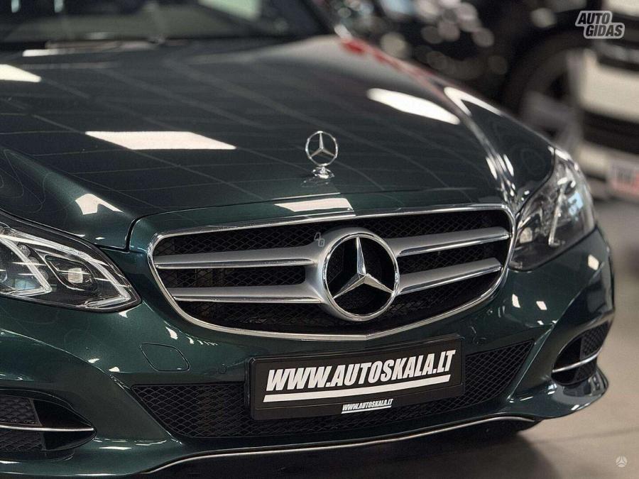 Zaļš Mercedes-Benz E 350 2013 Klaipėda, ar dzinēja tilpumu 3.00 L un nobraukumu 325 tūkst. km par 14500 €, foto 6 vietnē AUTOMOTO.COM.LV
