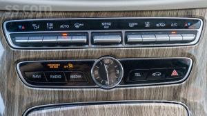 Green Mercedes-Benz E 350 2016 in Riga, with an engine capacity of 2.00 L and mileage of 156 thousand km for 20990 €, photo 17 on AUTOMOTO.COM.LV