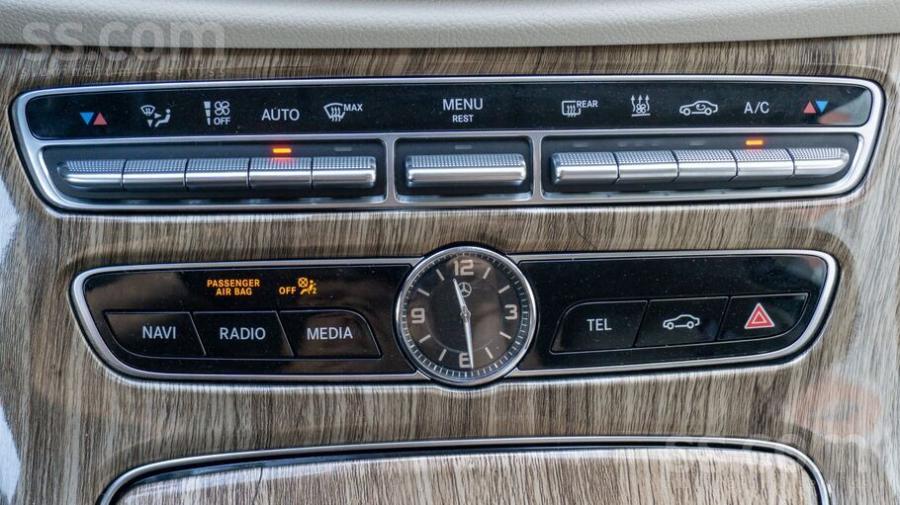 Green Mercedes-Benz E 350 2016 in Riga, with an engine capacity of 2.00 L and mileage of 156 thousand km for 20990 €, photo 17 on AUTOMOTO.COM.LV