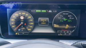 Green Mercedes-Benz E 350 2016 in Riga, with an engine capacity of 2.00 L and mileage of 156 thousand km for 20990 €, photo 20 on AUTOMOTO.COM.LV