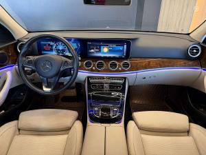 Green Mercedes-Benz E 350 2018 in Kaunas, with an engine capacity of 1.99 L and mileage of 146 thousand km for 19990 €, photo 17 on AUTOMOTO.COM.LV