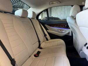 Green Mercedes-Benz E 350 2018 in Kaunas, with an engine capacity of 1.99 L and mileage of 146 thousand km for 19990 €, photo 29 on AUTOMOTO.COM.LV