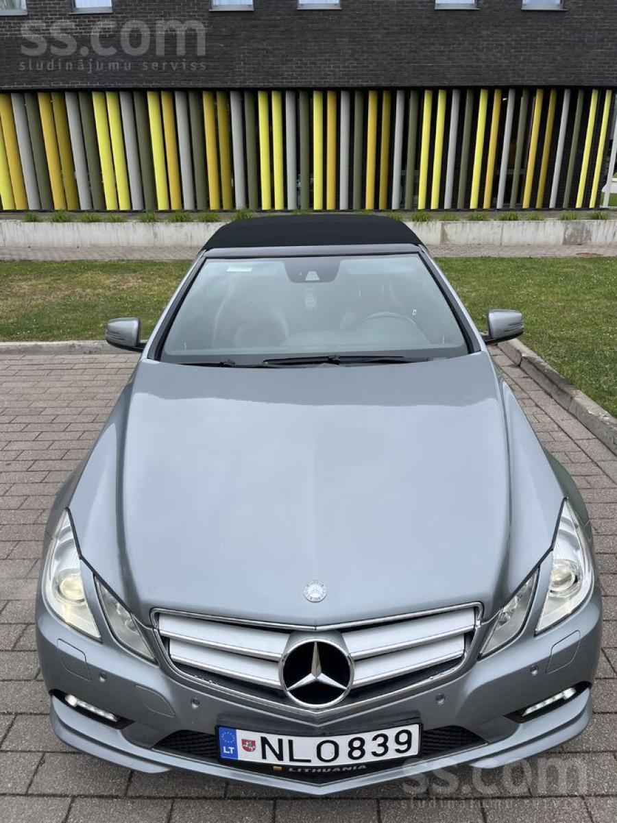 Pelēks Mercedes-Benz E 350 2010 Dobele, ar dzinēja tilpumu 3.50 L un nobraukumu 270 tūkst. km par 12650 €, foto 1 vietnē AUTOMOTO.COM.LV