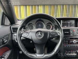 Pelēks Mercedes-Benz E 350 2010 Dobele, ar dzinēja tilpumu 3.50 L un nobraukumu 270 tūkst. km par 12650 €, foto 25 vietnē AUTOMOTO.COM.LV