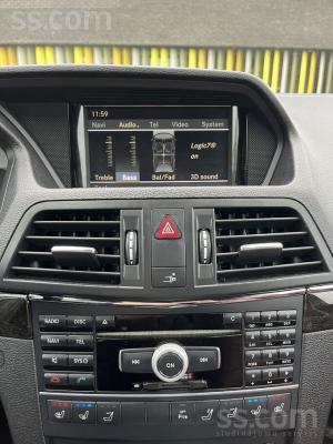 Pelēks Mercedes-Benz E 350 2010 Dobele, ar dzinēja tilpumu 3.50 L un nobraukumu 270 tūkst. km par 12650 €, foto 26 vietnē AUTOMOTO.COM.LV