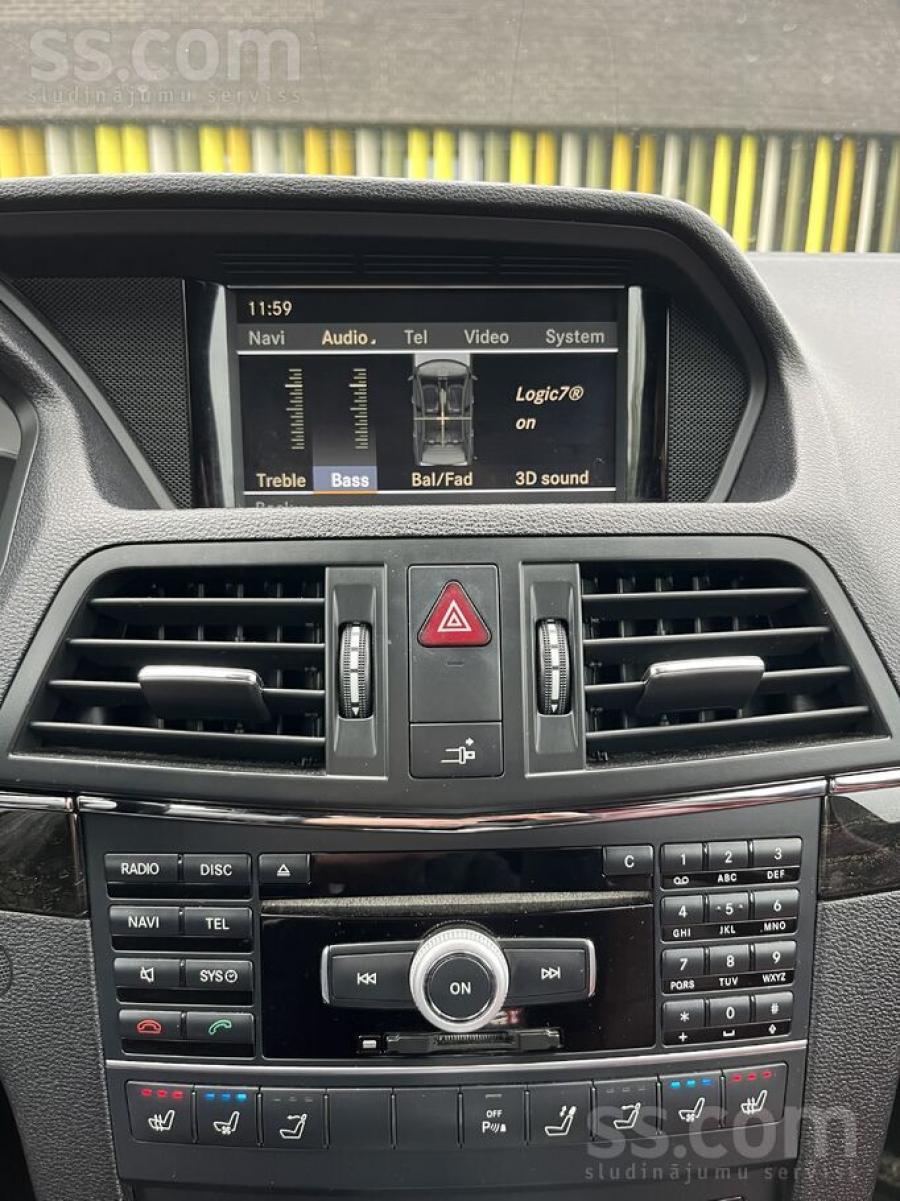 Pelēks Mercedes-Benz E 350 2010 Dobele, ar dzinēja tilpumu 3.50 L un nobraukumu 270 tūkst. km par 12650 €, foto 26 vietnē AUTOMOTO.COM.LV