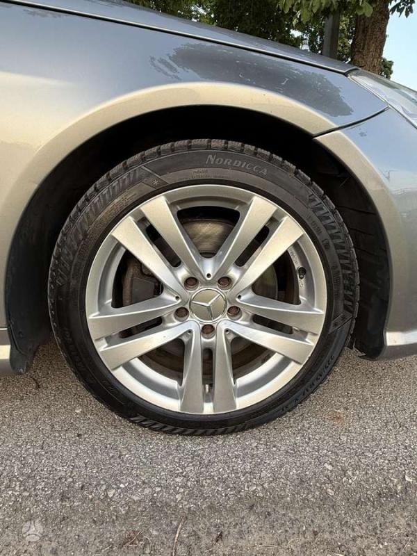 Pelēks Mercedes-Benz E 350 2011 Kauņa, ar dzinēja tilpumu 2.99 L un nobraukumu 275 tūkst. km par 11500 €, foto 6 vietnē AUTOMOTO.COM.LV