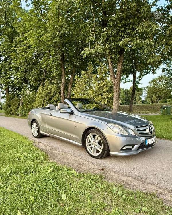 Pelēks Mercedes-Benz E 350 2011 Kauņa, ar dzinēja tilpumu 2.99 L un nobraukumu 275 tūkst. km par 11500 €, foto 7 vietnē AUTOMOTO.COM.LV