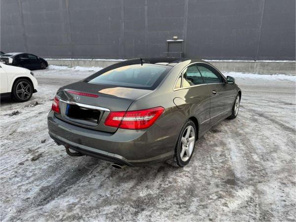 Pelēks Mercedes-Benz E 350 2009 Kauņa, ar dzinēja tilpumu 2.99 L un nobraukumu 247 tūkst. km par 7700 €, foto 5 vietnē AUTOMOTO.COM.LV