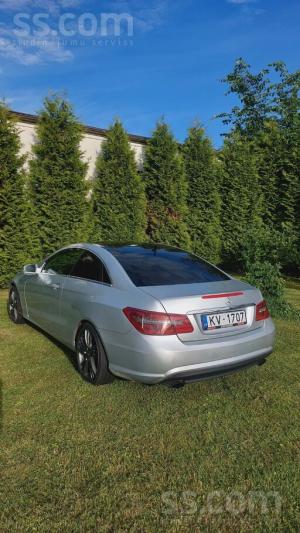 Grey Mercedes-Benz E 350 2009 in Cesis, with an engine capacity of 3.00 L and mileage of 252 thousand km for 9250 €, photo  on AUTOMOTO.COM.LV