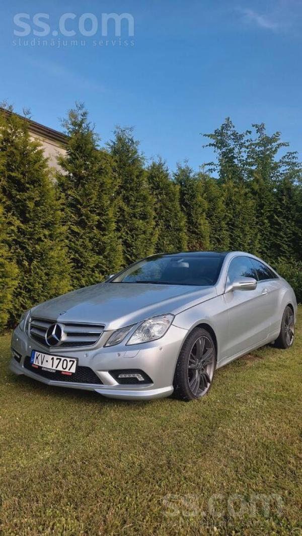 Серый Мерседес E 350 2009 в Цесис, объемом двигателя 3.00 л и пробегом 252 тыс. км за 9250 €, фото 6 на AUTOMOTO.COM.LV