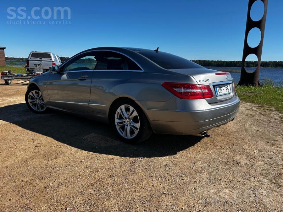 Pelēks Mercedes-Benz E 350 2009 Rīga, ar dzinēja tilpumu 3.00 L un nobraukumu 204 tūkst. km par 8850 €, foto 6 vietnē AUTOMOTO.COM.LV