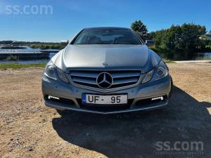 Pelēks Mercedes-Benz E 350 2009 Rīga, ar dzinēja tilpumu 3.00 L un nobraukumu 204 tūkst. km par 8850 €, foto 8 vietnē AUTOMOTO.COM.LV