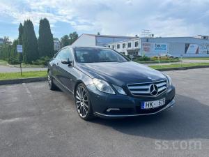 Pelēks Mercedes-Benz E 350 2009 Rīga, ar dzinēja tilpumu 3.00 L un nobraukumu 380 tūkst. km par 7800 €, foto  vietnē AUTOMOTO.COM.LV
