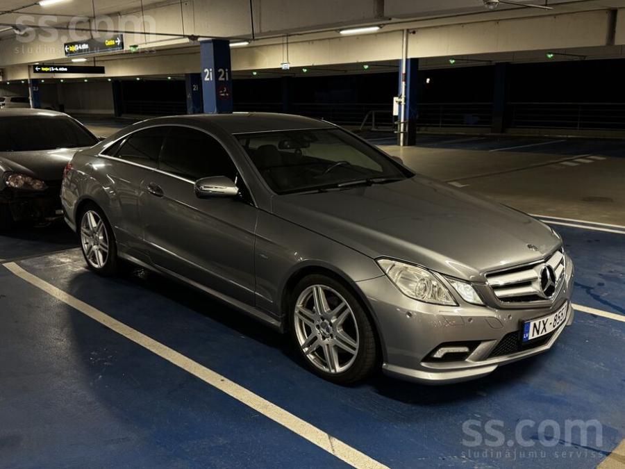 Grey Mercedes-Benz E 350 2009 in Riga, with an engine capacity of 3.00 L and mileage of 293 thousand km for 8700 €, photo 1 on AUTOMOTO.COM.LV